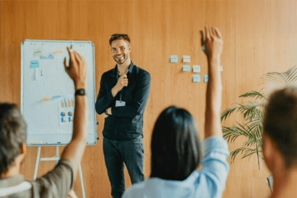 15 Powerful Coaching Questions That Actually Spark Change